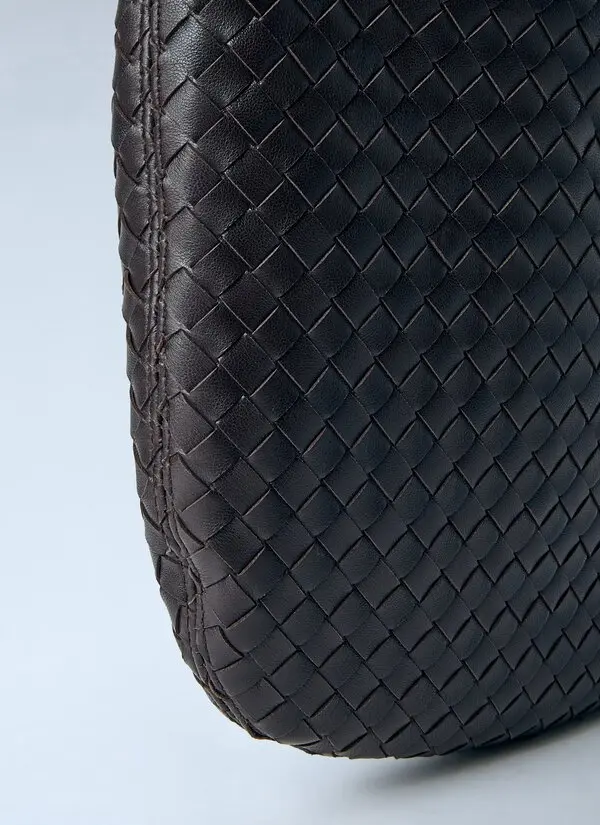 Bottega Veneta Medium Intrecciato Hobo Bag - Brown