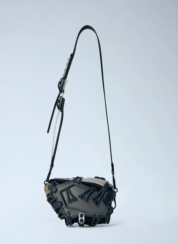 INNERRAUM Object I14 Smartphone Bag