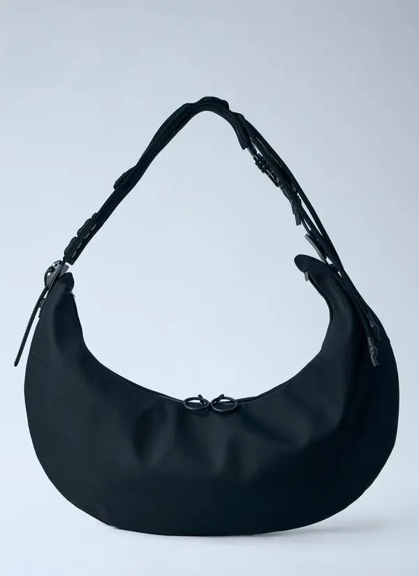 INNERRAUM Object Hm3 Half Moon Bag - Black