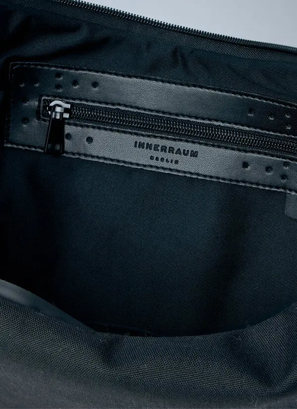 INNERRAUM Object Hm3 Half Moon Bag
