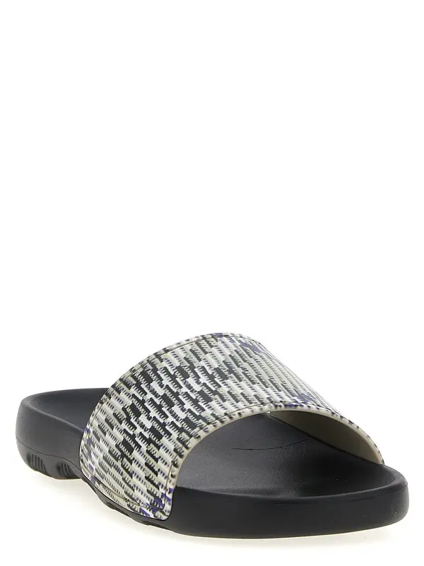 Burberry Dive Check Slides
