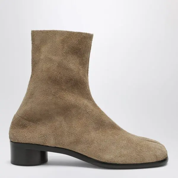 MAISON MARGIELA Suede Tabi Ankle Boots - Brown