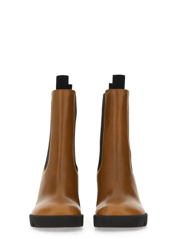 Burberry Leather Chelsea Boots - Multicolor