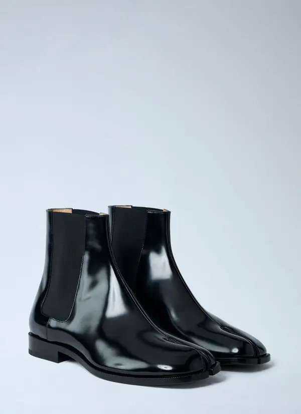 MAISON MARGIELA Tabi Chelsea Boots In Patent Leather