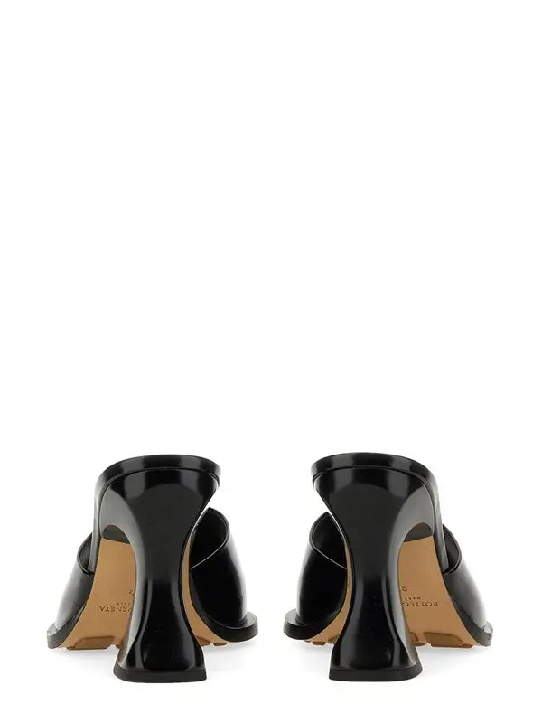 Bottega Veneta Cha-cha" Mule - Black