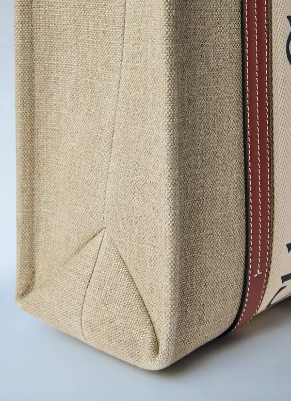 Chloé Medium Woody Tote Bag