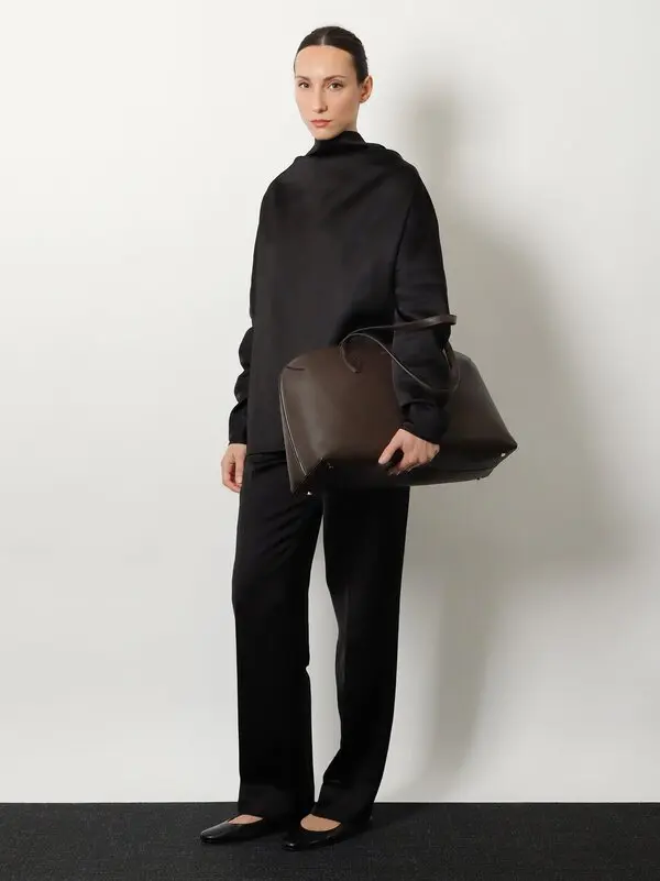 TOTEME Suede Handbag With Engraved Logo - Multicolor