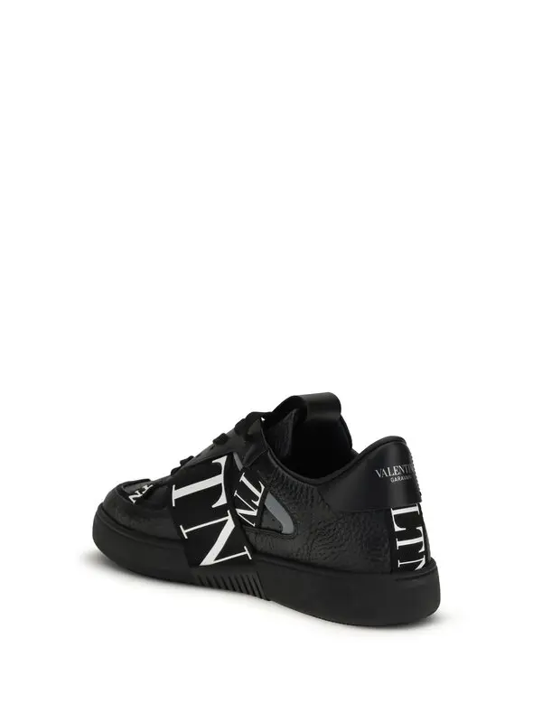 Valentino Garavani Vl7n Low-top Sneakers