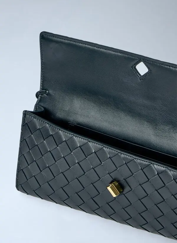 Bottega Veneta Long Andiamo Clutch In Woven Leather - Black
