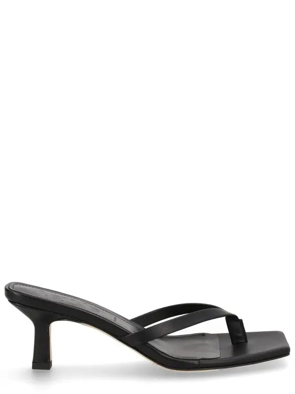 AeydĒ Wilma Nappa Leather Thong Sandals - Black