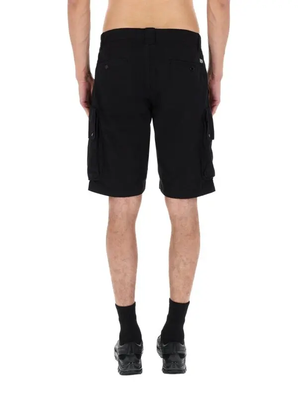 C.P. COMPANY Cargo Shorts With Logo Patch - Black