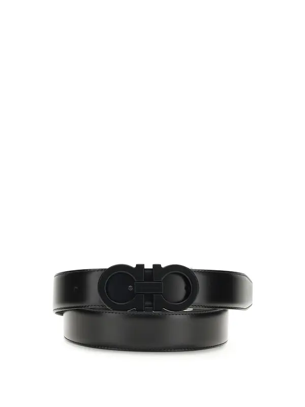 FERRAGAMO Leather Belt With Engraved Logo Buckle - Black