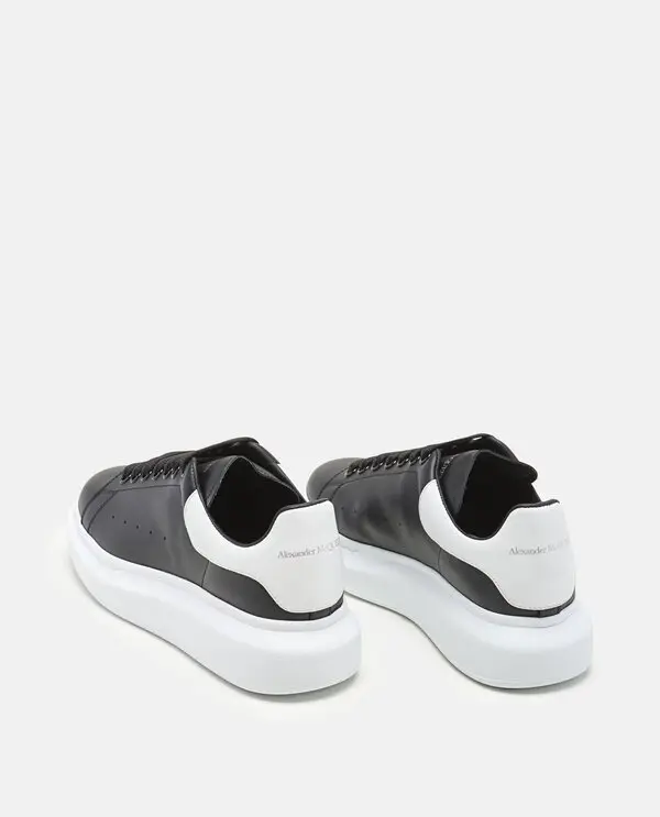 Alexander McQueen Larry Oversized Sneakers In Black Leather - Multicolor