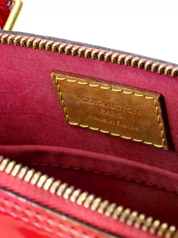 LOUIS VUITTON Alma Handbag Monogram Vernis Bb Shoulder Bag - Red