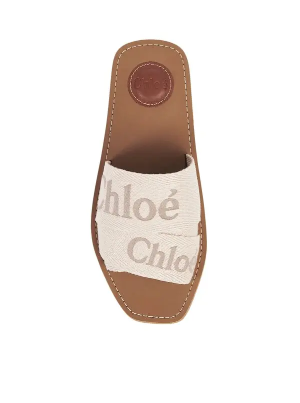 Chloé Woody Flat Slip-on Clogs With Embroidered Logo - Cream
