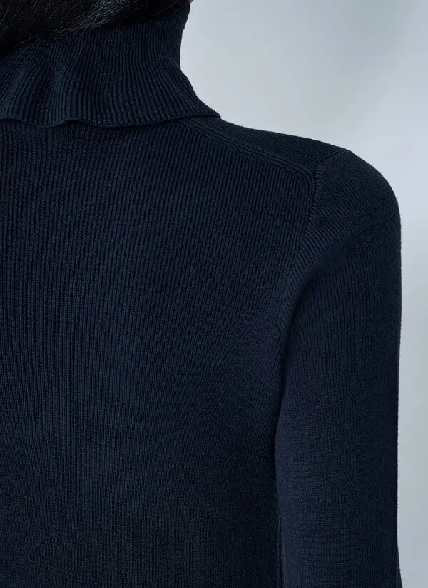 Chloé Ribbed Turtleneck Sweater