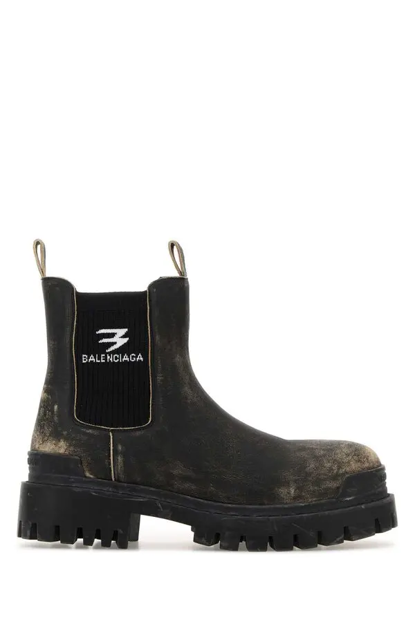Balenciaga Slate Leather Chelsea Strike Ankle Boots - Black