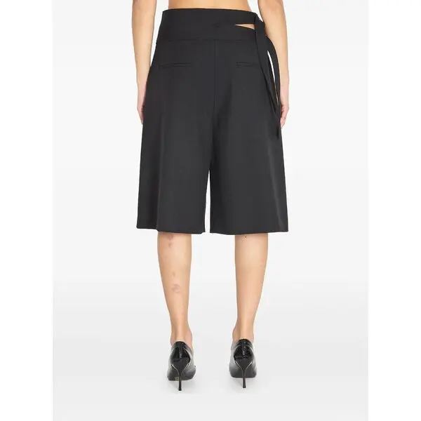 Chloé Virgin Wool Knee-length Shorts With Buckle Detail