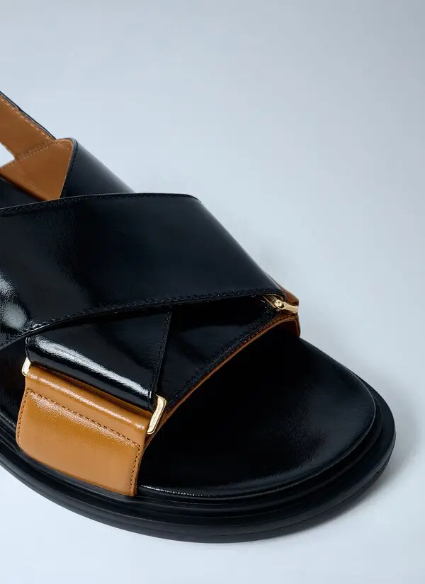 Marni Fussbett Leather Sandals With Crossover Straps And Buckle Fastening