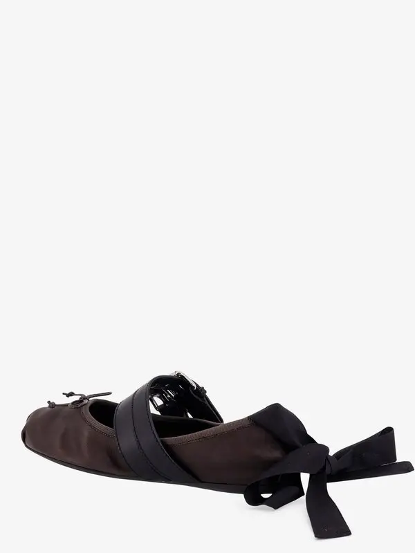 Miu Miu Leather Ballerinas With Buckled Straps - Multicolor