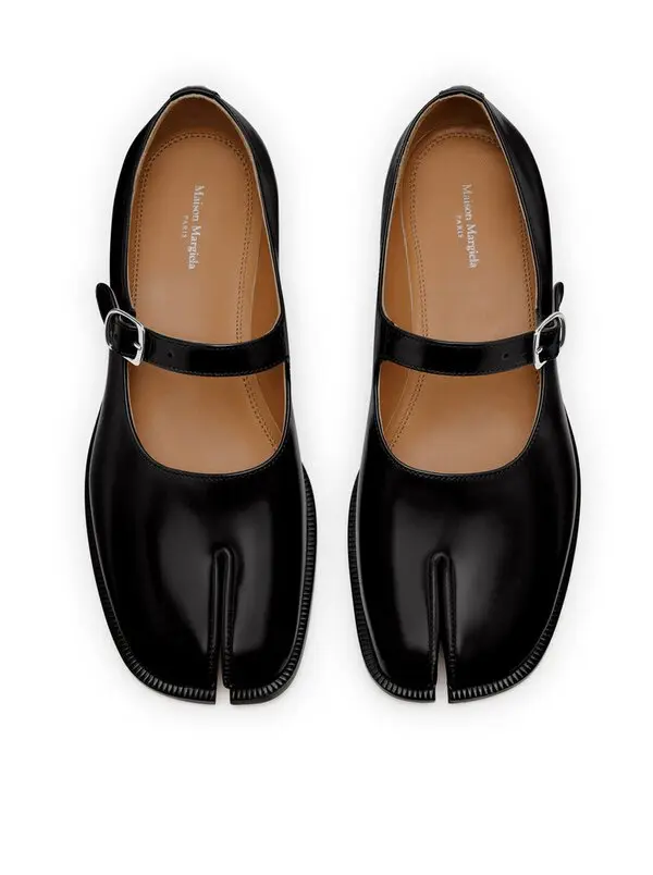 MAISON MARGIELA Tabi Mary Jane Shoes - Black