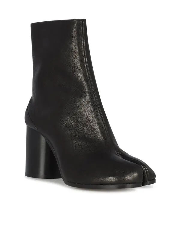 MAISON MARGIELA Tabi Ankle Boots - Multicolor