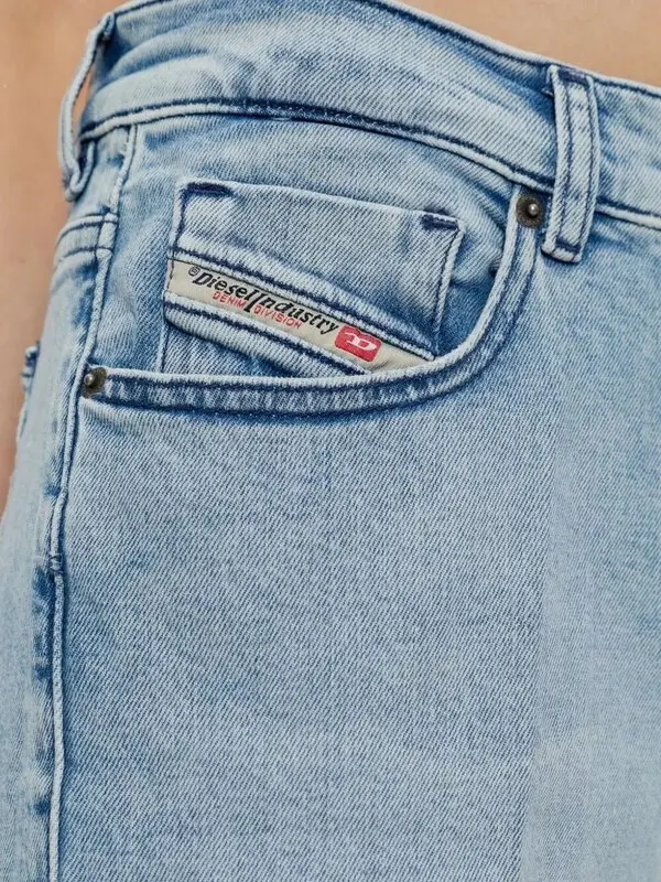 DIESEL® 1978 D-akemi Jeans