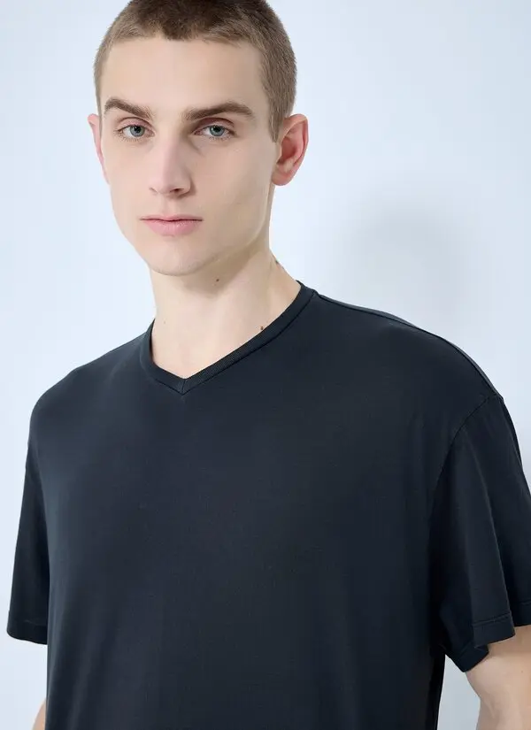 RIER V Neck T-shirt