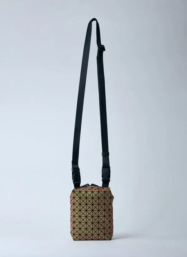 Issey Miyake Beetle Spritz Shoulder Bag - Orange