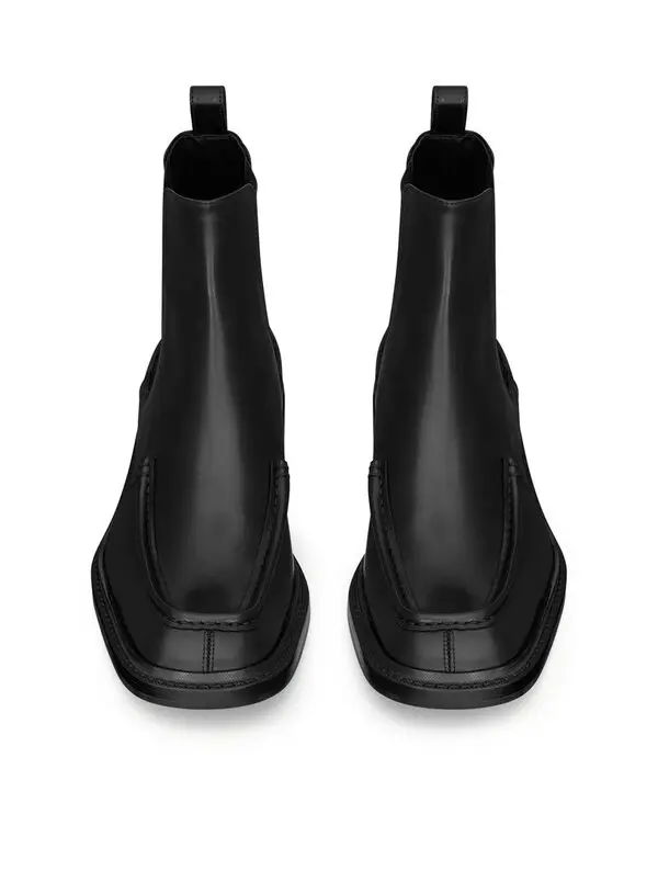 Saint Laurent Chelsea Boots With Lugged Sole - Black
