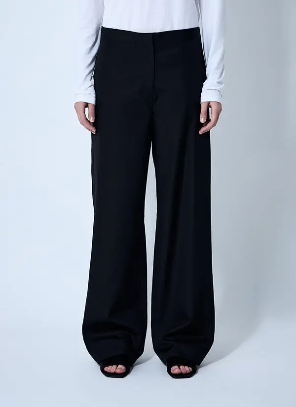 TOTEME Twisted Seam Cotton Pants