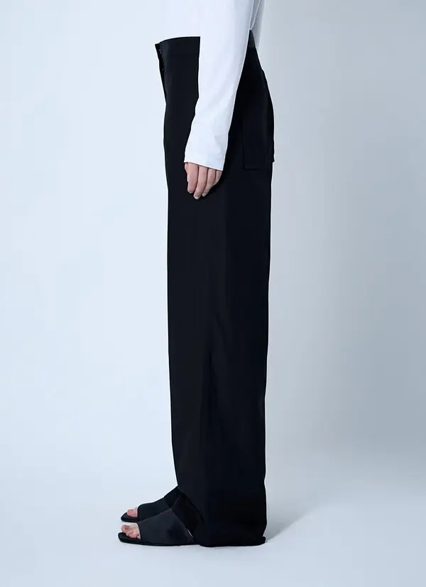 TOTEME Twisted Seam Cotton Pants