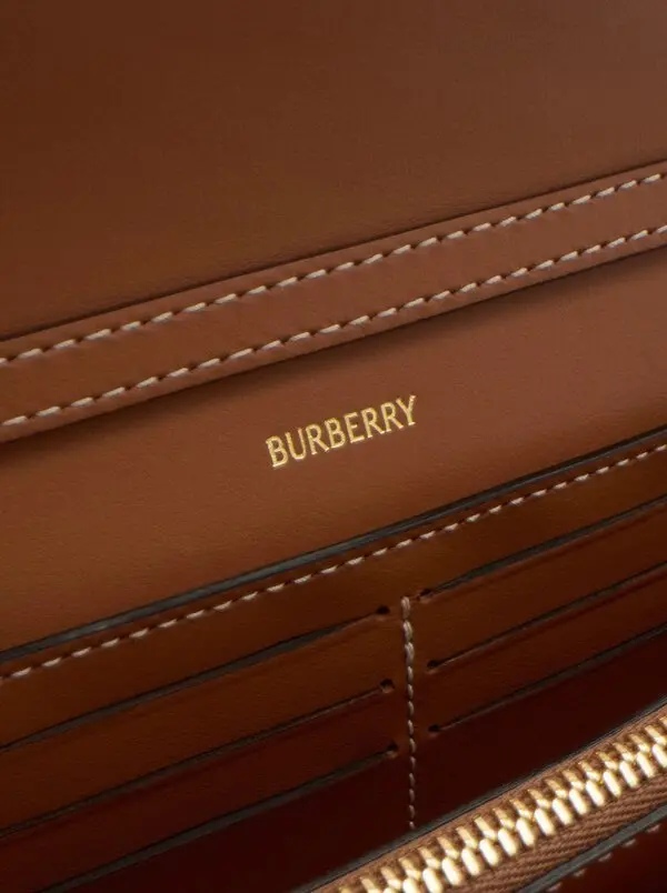 Burberry Check Wallet With Chain ??shoulder Strap - Brown