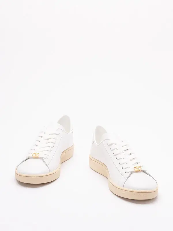 Valentino Garavani Calf Leather Lace-up Sneakers - Multicolor