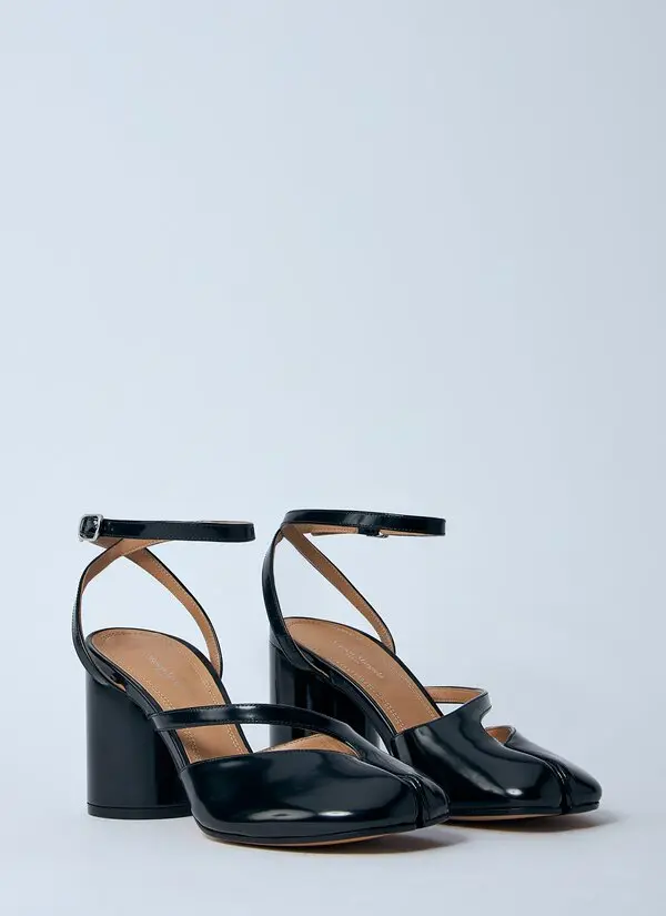 MAISON MARGIELA Patent Leather Tabi Toe Pump Heels With Side Buckle