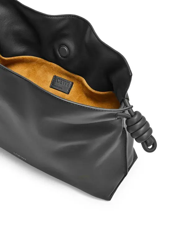 Loewe Medium Flamenco Clutch Bag In Nappa Calfskin - Black