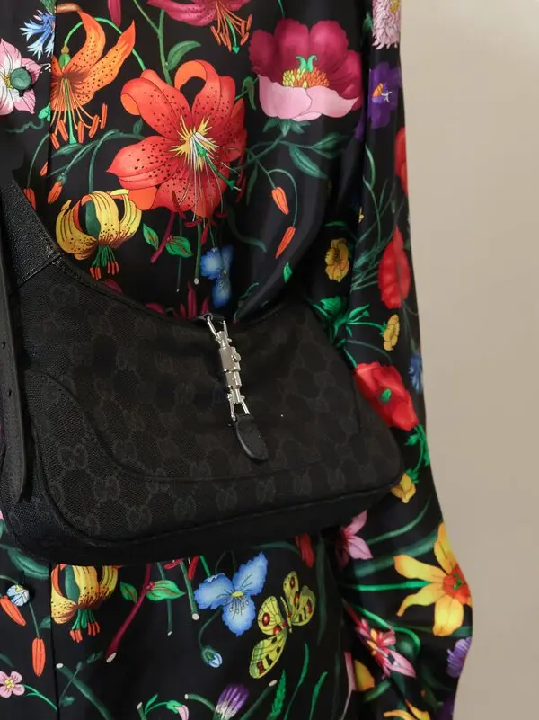 Gucci Jackie Slim Gg Canvas Shoulder Bag - Black