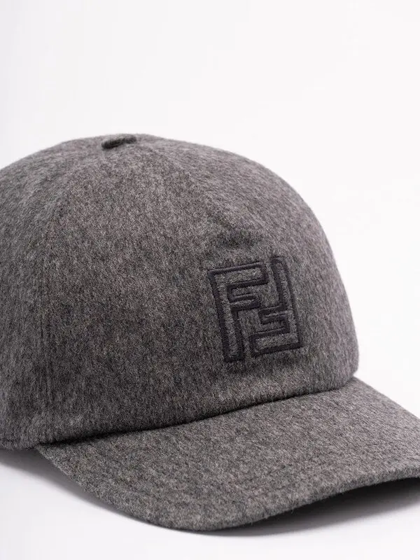 Fendi Baseball Cap With Embroidered Ff Detail - Multicolor