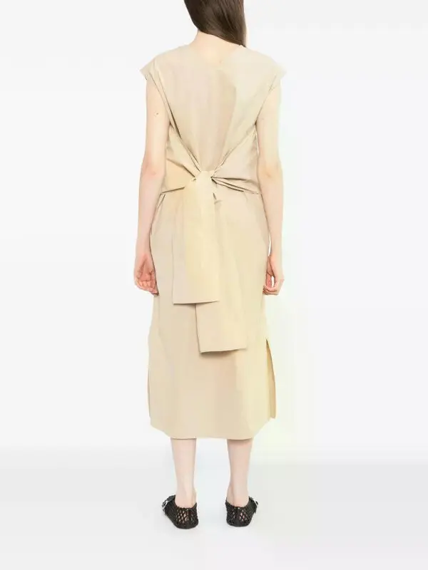 LESS Round Neck Sleeve Dress
