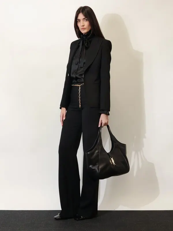 Gucci Leather Shoulder Bag - Black