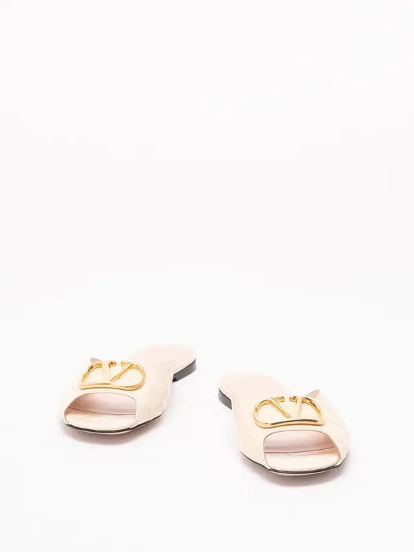 Valentino Garavani Vlogo Signature Embossed Calfskin Slides - Multicolor