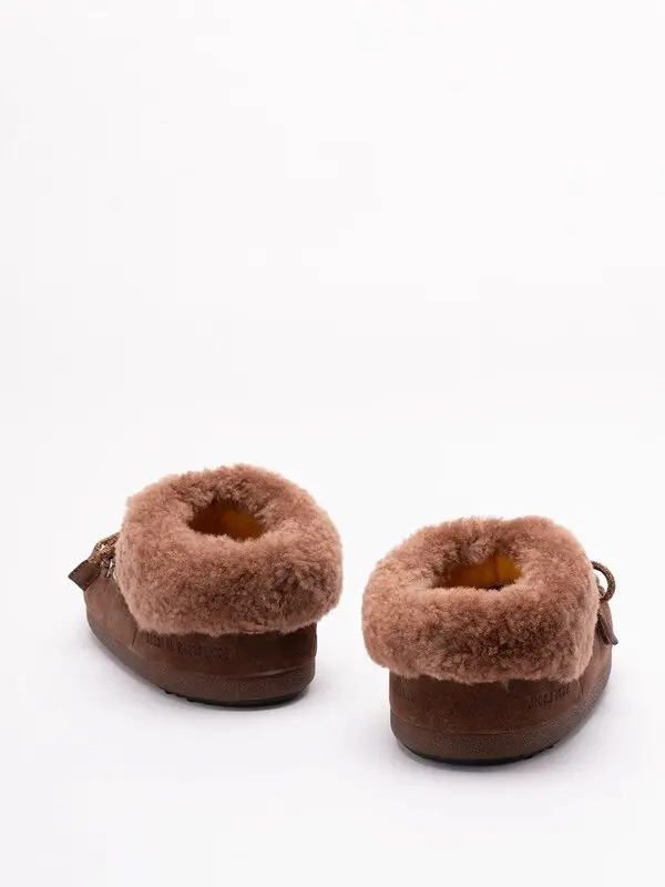 Moon Boot X Guest In Residence Evx Chalet Mule Fur Mules - Multicolor