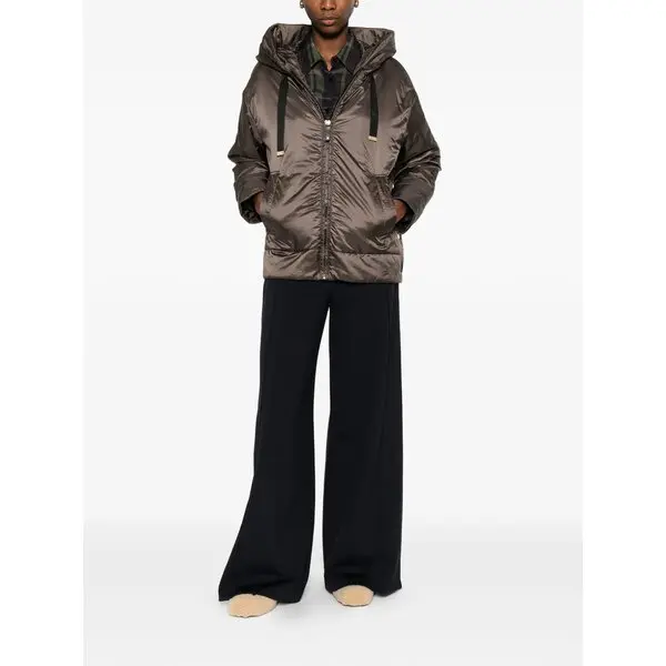 Max Mara Puffer Jacket With Hood And Zip Fastening