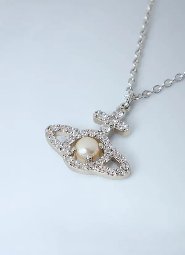 VIVIENNE WESTWOOD Olympia Pearl Pendant Necklace