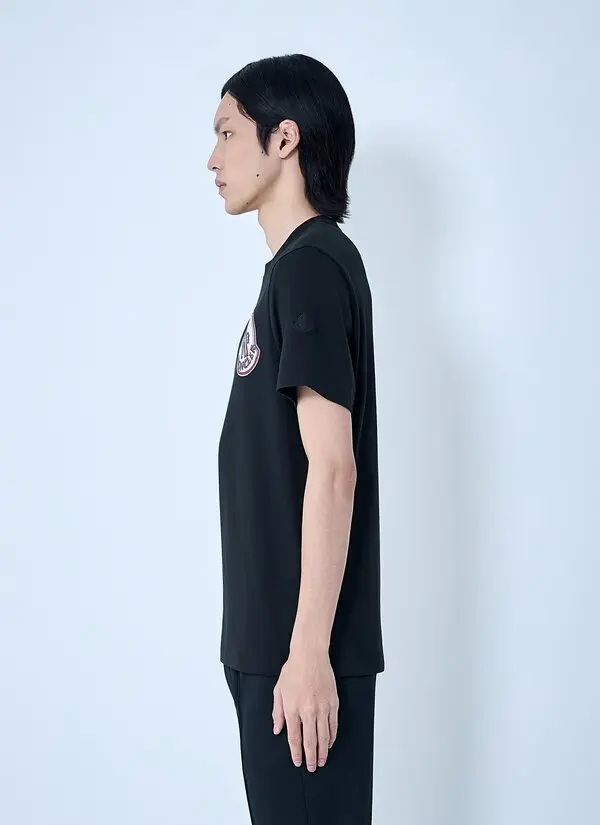 Moncler Embroidered Logo T-shirt - Black