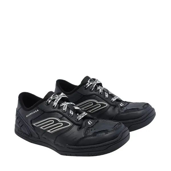 Balenciaga Hamptons Worn-out Sneakers - Black