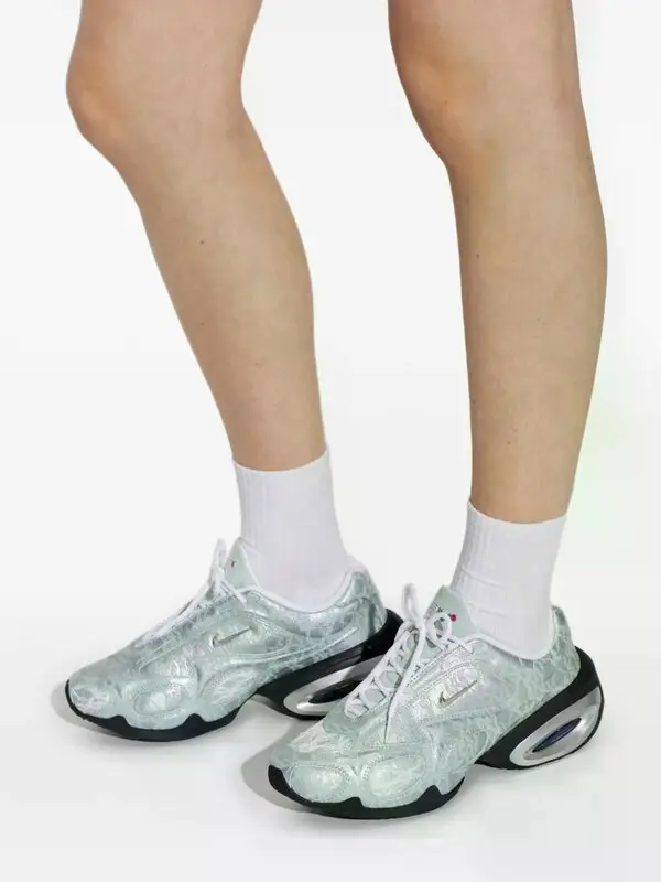 Nike Max Muse Sneakers