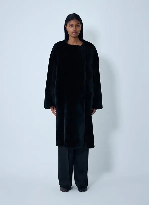 TOTEME Shearling Finish Coat - Black