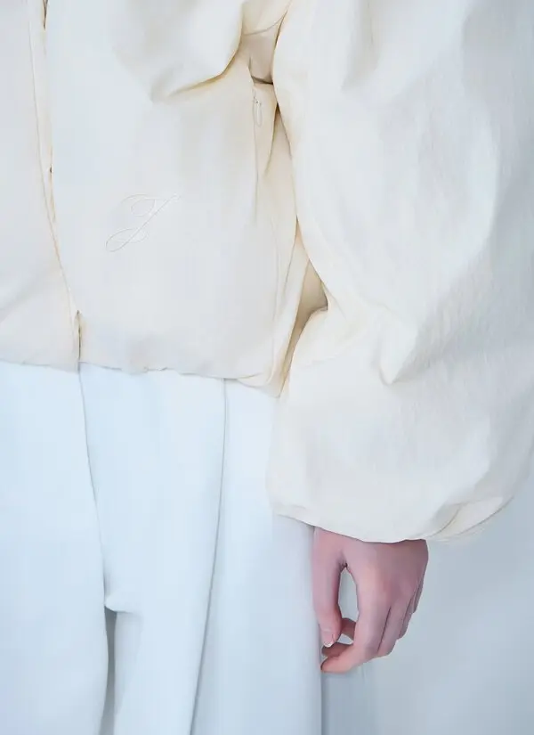 Jacquemus Oversized Quilted Bomber Jacket With Shawl Collar - White