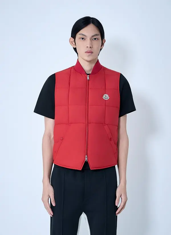 Moncler Elberton Quilted Padded Vest - Red